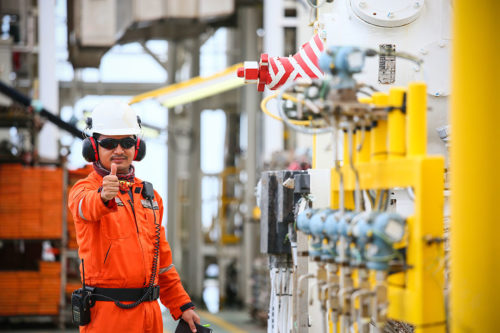 Oil and Gas Employee - SafetySkills Oil and Gas Employee - SafetySkills