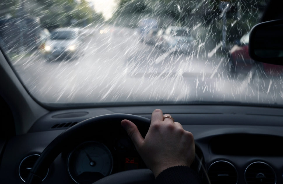 Safe Driving in Hazardous Weather - SafetySkills Online Safety Training Safe Driving in Hazardous Weather - SafetySkills Online Safety Training
